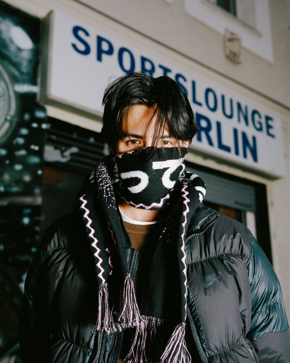 SAFELIGHT Fan Scarf – Safelight Berlin
